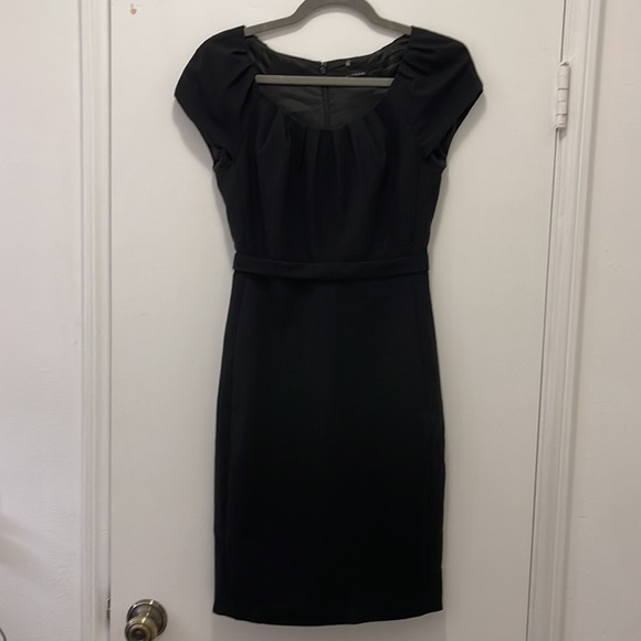Elie Tahari | Dresses | Elite Tahari Alison Dress | Poshmark